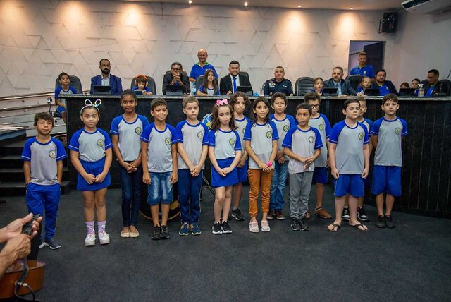 Ji-Paraná: Semed e CMJP realizam posse de 17 vereadores mirins da ...