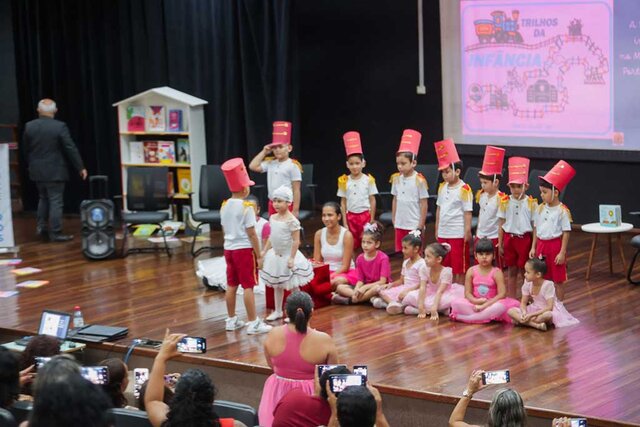 Prefeito Hildon Chaves lança programa Trilhos da Infância - Educação ... Prefeito Hildon Chaves lança programa Trilhos da Infância - Educação ...